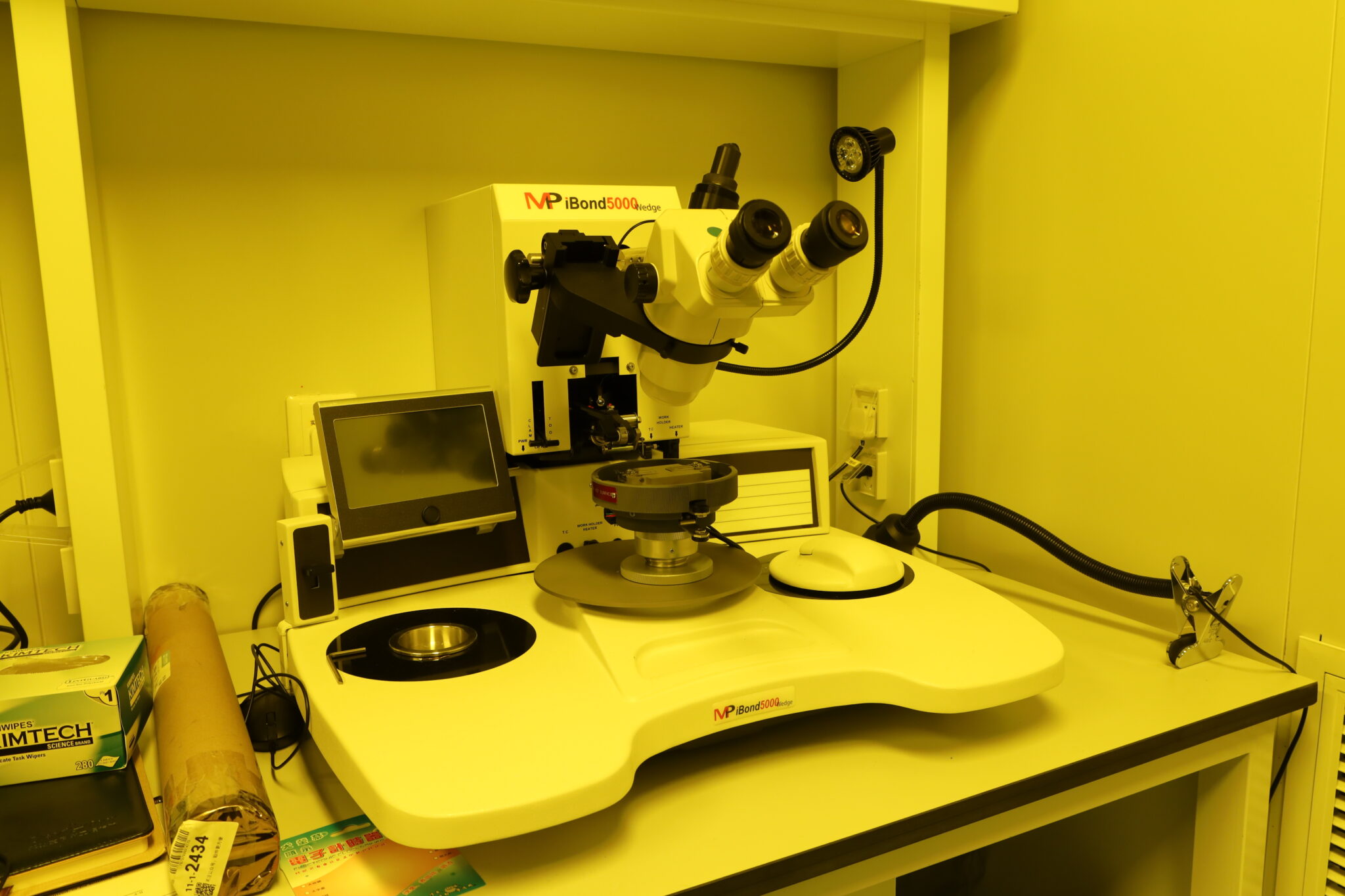 实验设备 – Quantum Optoelectronics